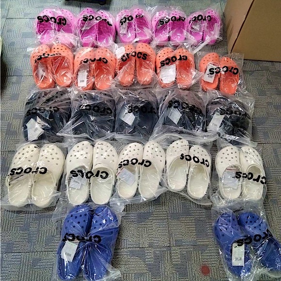 CROCS | Shoes | Crocs Unisex Classic Clog Multiple Colorssizes ...